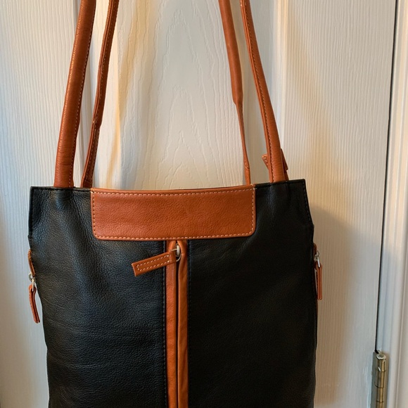 Vera Pelle | Bags | Italian Leather Shoulder Bagbackpack | Poshmark